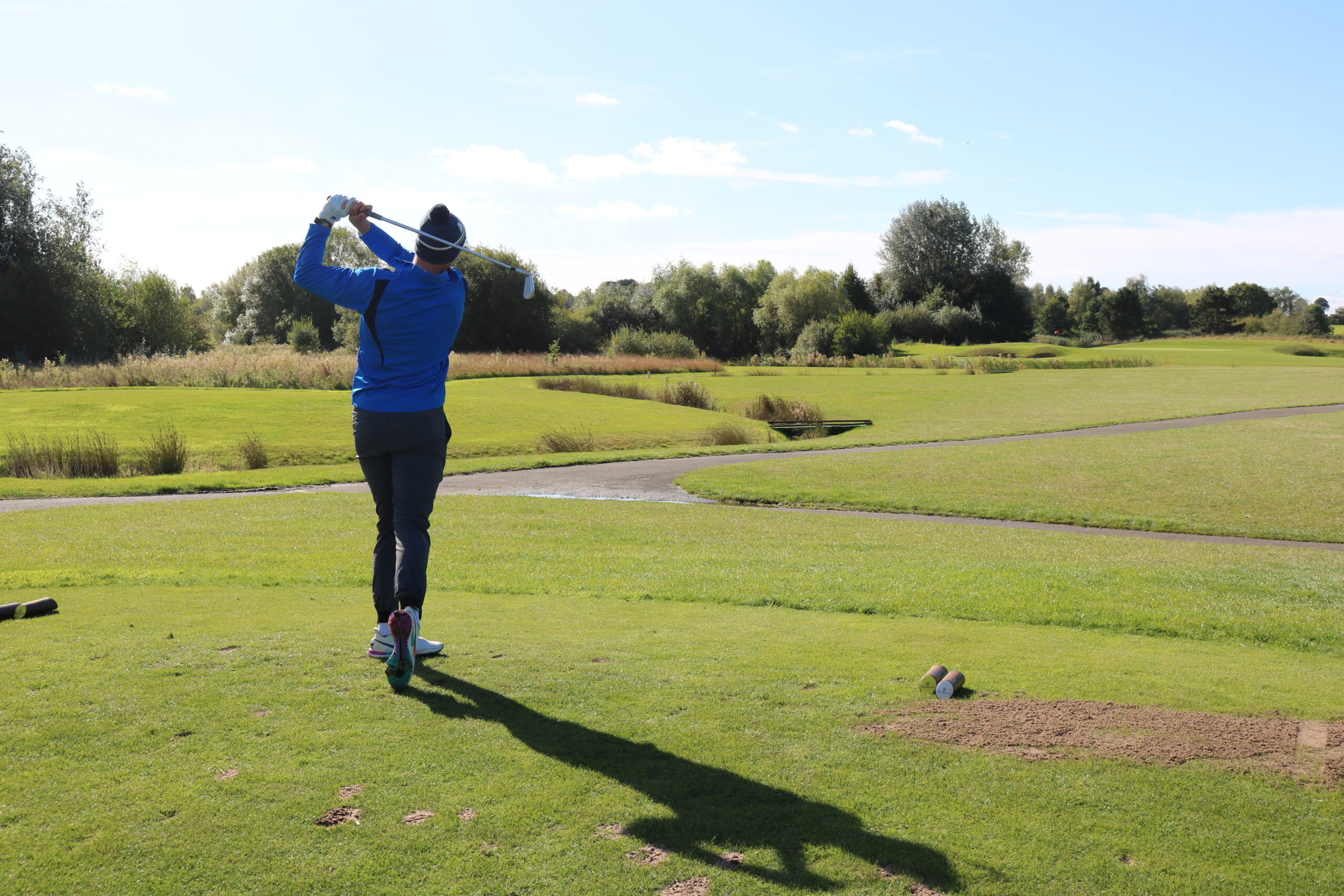 Cricketing and Olympic legends go head-to-head in golf challenge for ...
