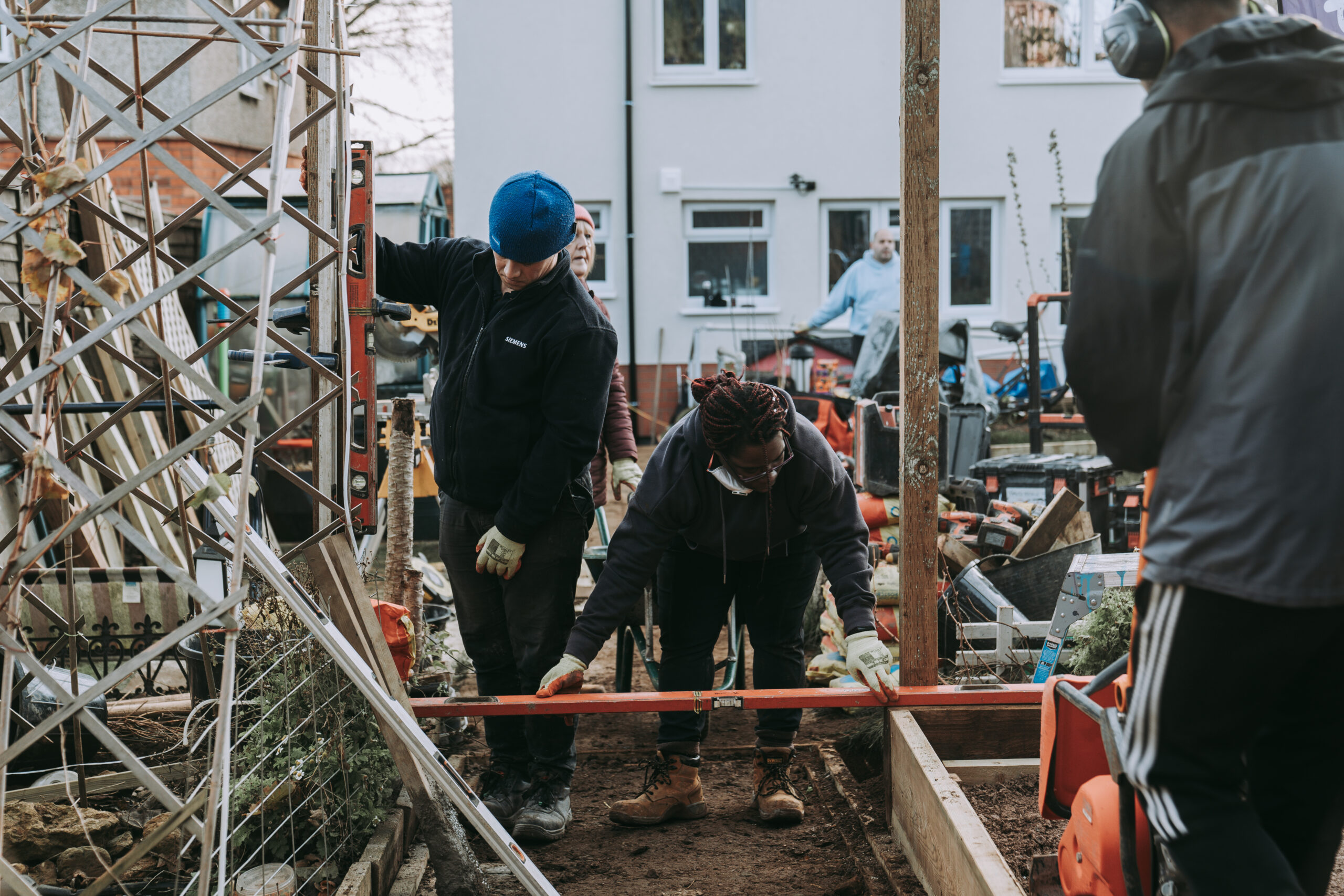 Helping Hands - a unique team engagement opportunity | WellChild